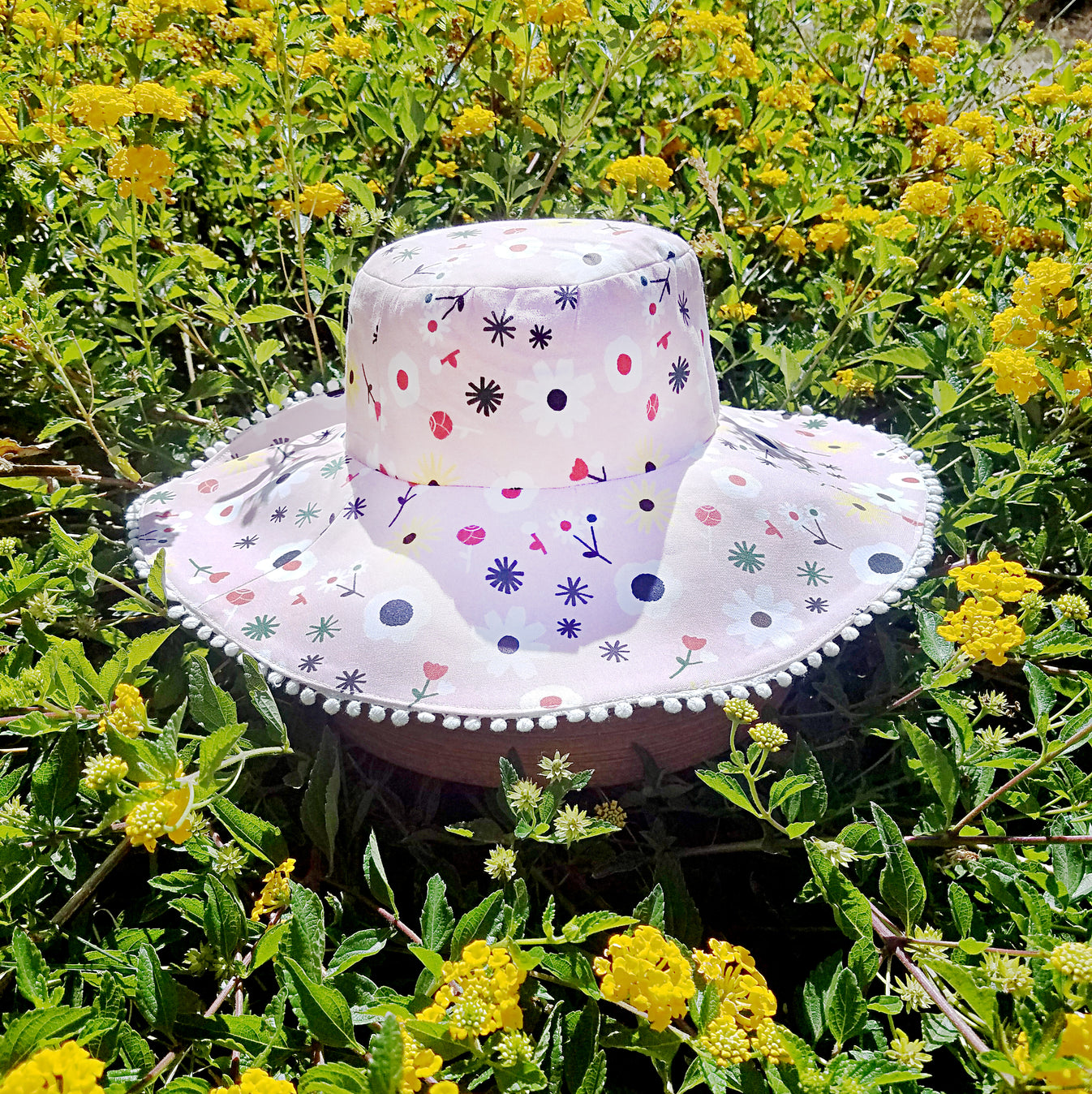 Reversible Sun Hat Pattern – Paintbrush Studio Fabrics